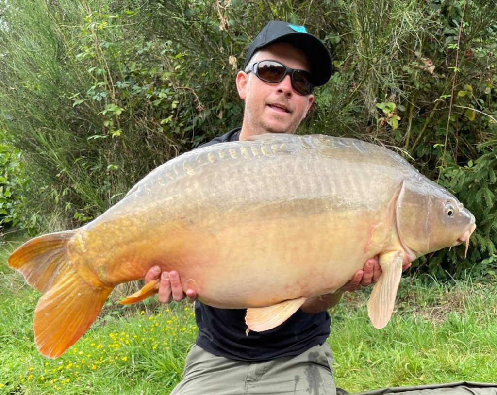 Return of Damo, Craig, Peter and First Trip for Glynn | Étang Rouge Fishery
